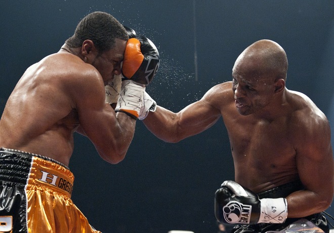 Hopkins Rallies From 2 Knockdowns, But Pascal Retains With Majority ...