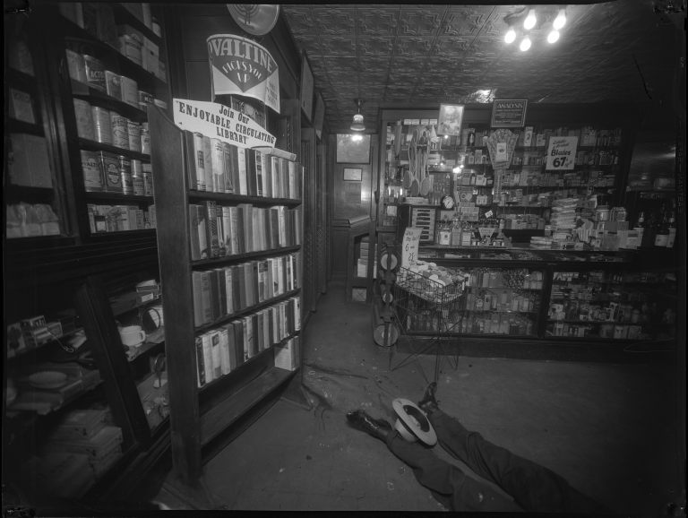 Gangster Era Reborn: Unearthed Crime Scenes from New York’s Prohibition ...
